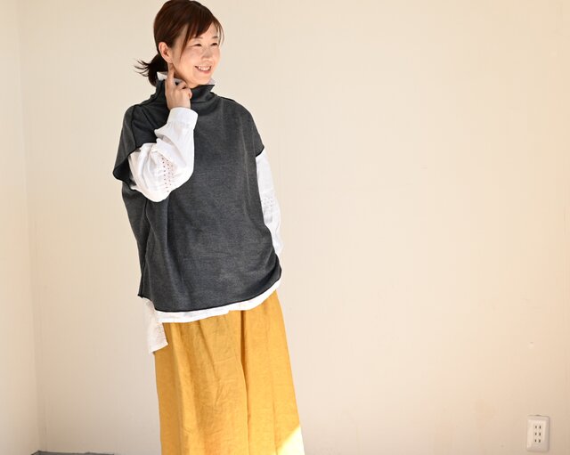 サクッとレイヤードでサマになるニットベスト【NEW】 | iichi 日々の暮らしを心地よくするハンドメイドやアンティークのマーケットプレイス