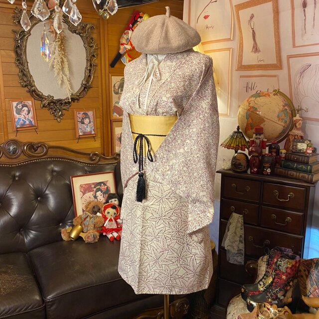 着物リメイク ワンピース ドレス 洗える 化繊 帯ベルト 和洋折衷 柔らかなクリームベージュに、紅葉が舞い散る KW-859 | iichi 日々の暮らしを心地よくするハンドメイドや ...