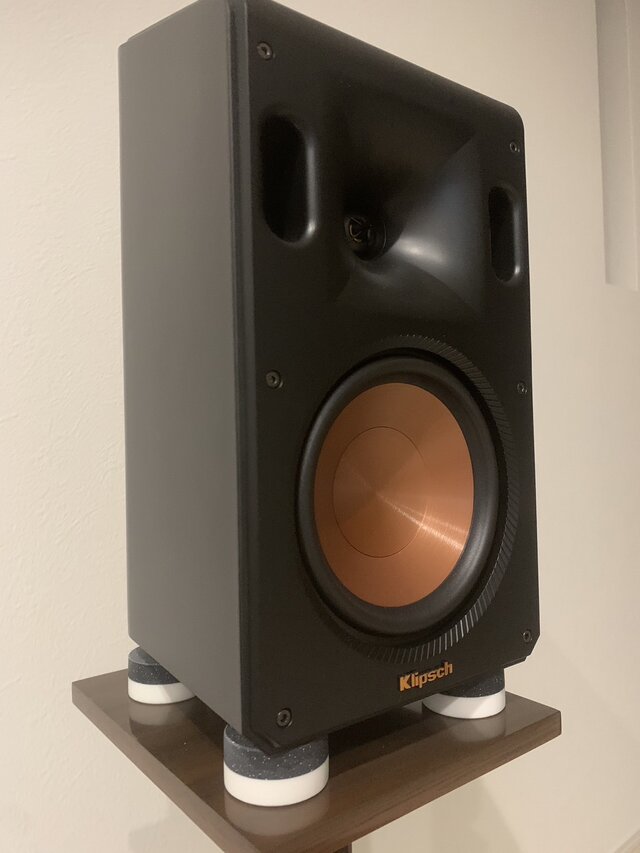 インシュレーター 円柱型 直径4cm ホワイト&ブラック 1セット8個入り | iichi 日々の暮らしを心地よくするハンドメイドやアンティークのマーケットプレイス