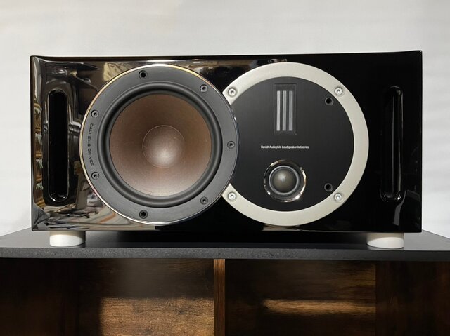 インシュレーター 円柱型 直径4cm ホワイト 1セット8個入り | iichi 日々の暮らしを心地よくするハンドメイドやアンティークのマーケットプレイス