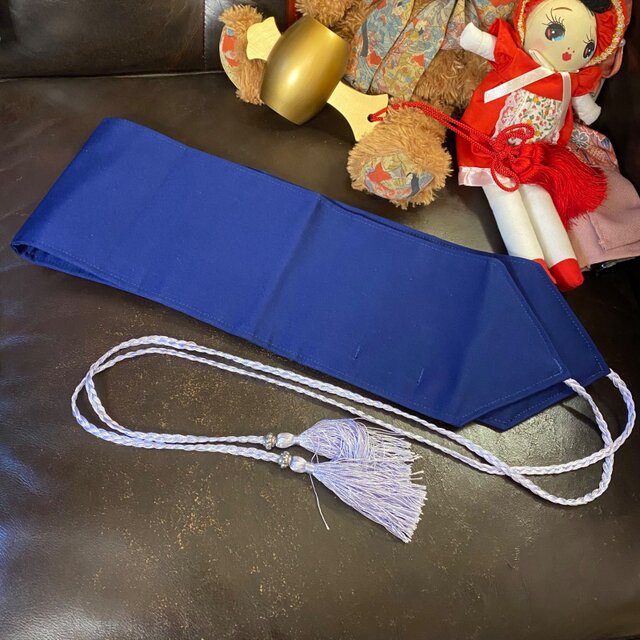 着物 リメイク ロング ワンピース ドレス 洗える 化繊 帯サッシュベルト 和洋折衷 静かに佇む藤紫の美しさ KW-867 | iichi 日々の暮らしを心地よくするハンドメイドやアンティーク ...