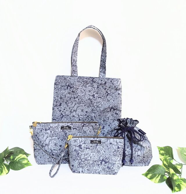 ローズガーデンの2Way横長ポーチ(外ポケット) | iichi 日々の暮らしを心地よくするハンドメイドやアンティークのマーケットプレイス