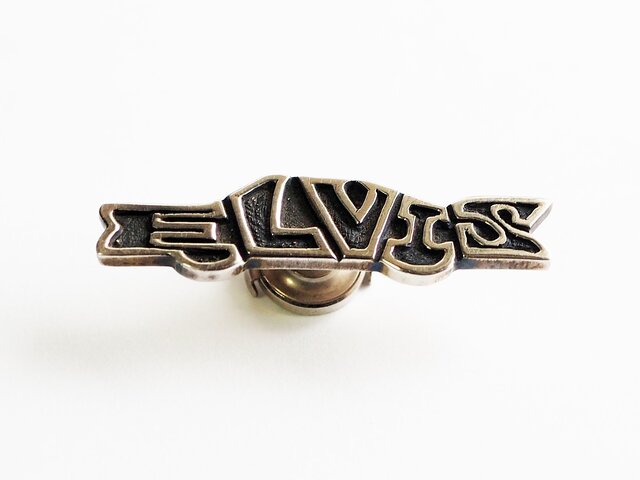 KING OF ROCK'N'ROLL ピンクキャデラックピンブローチ | iichi 日々の暮らしを心地よくするハンドメイドやアンティークのマーケットプレイス