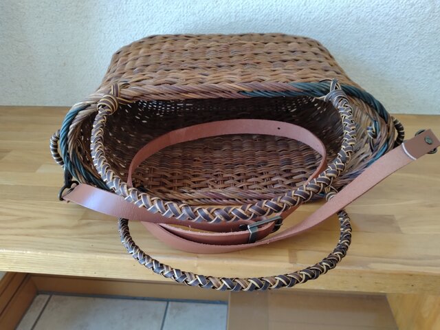 ♪ 北海道十勝バスケット83 | iichi 日々の暮らしを心地よくするハンドメイドやアンティークのマーケットプレイス