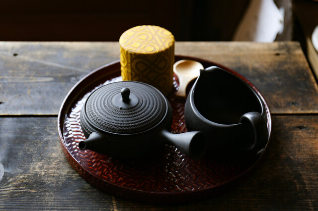 洗いやすく手入れのしやすい平丸急須【愛知県常滑産】玉光窯さんのつくる常滑急須・横手・平丸・300c | iichi 日々の暮らしを心地よくする ...