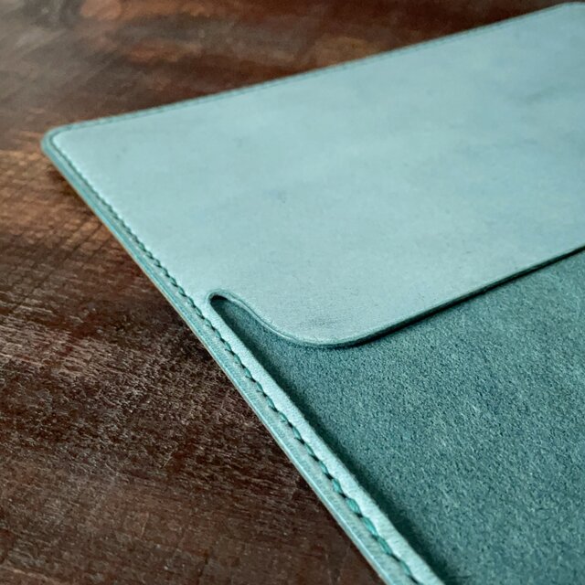 《A5判サイズ》レザーブックカバー（Agave） | iichi 日々の暮らしを心地よくするハンドメイドやアンティークのマーケットプレイス