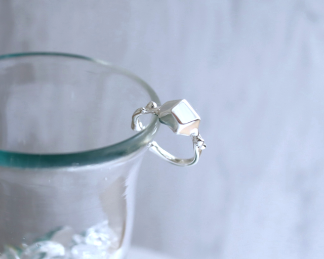 鉱石イヤーカフ silver925 | iichi 日々の暮らしを心地よくするハンドメイドやアンティークのマーケットプレイス