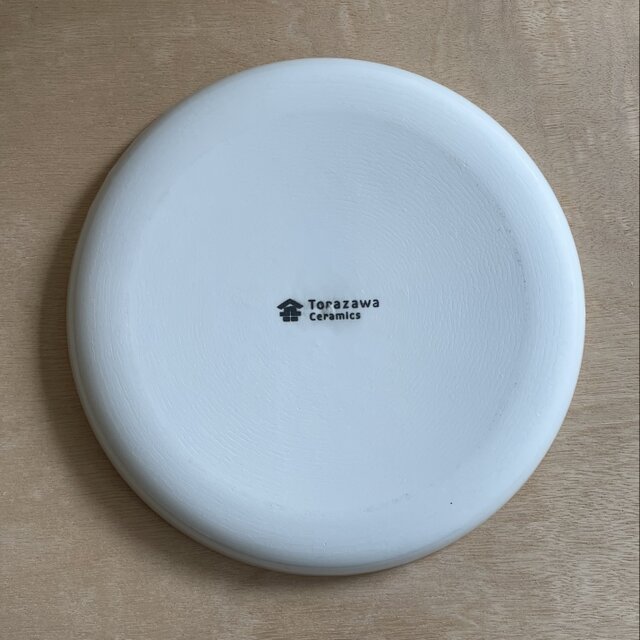 水彩 錆ブラウンイエローラウンドプレート21㎝ | iichi 日々の暮らしを心地よくするハンドメイドやアンティークのマーケットプレイス