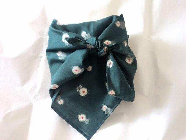 着物リメイク 風呂敷 G24 | iichi 日々の暮らしを心地よくするハンドメイドやアンティークのマーケットプレイス