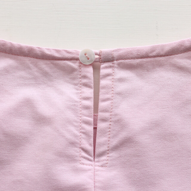 オックスフォードコットン ギャザースリーブブラウス＊春色プルオーバー（ピンク）TP43 | iichi 日々の暮らしを心地よくするハンドメイドやアンティークのマーケットプレイス