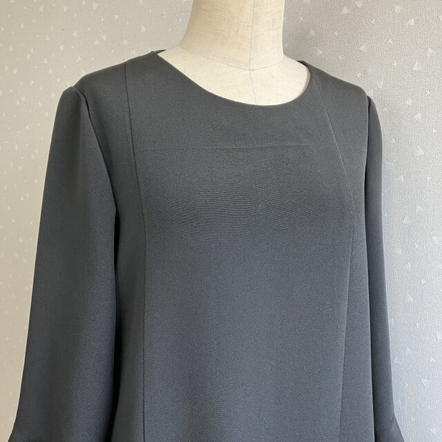 No.144ロングワンピースL〜LL13号留袖ドレス着物リメイク袖口フリル | iichi 日々の暮らしを心地よくするハンドメイドやアンティークのマーケットプレイス