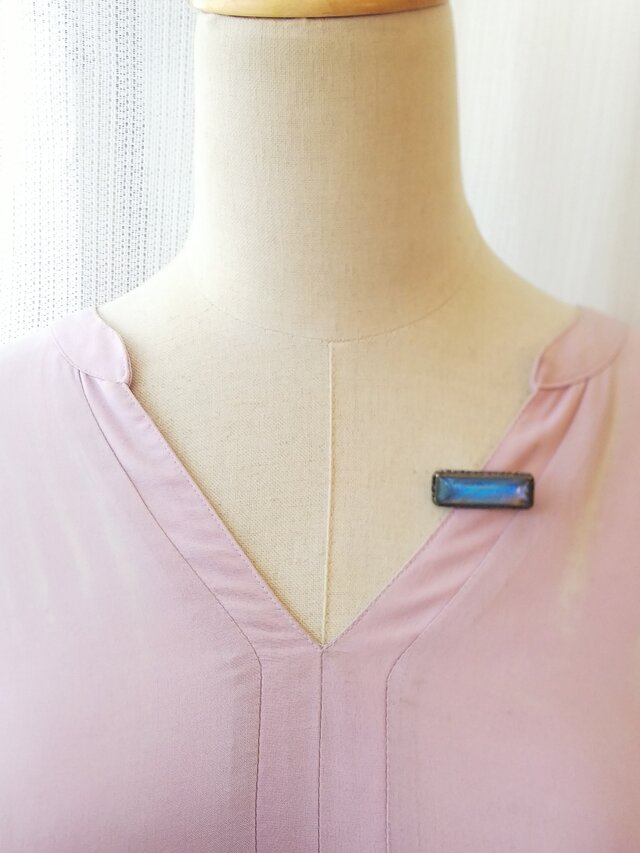 アンティーク モルフォ蝶のブローチ（SILVER製）約33×12㎜ | iichi 日々の暮らしを心地よくするハンドメイドやアンティークのマーケットプレイス