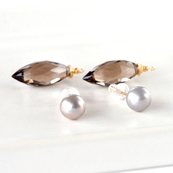 エクラ・テール 〜淡水パール＆スモーキークォーツ2WAYピアス〜 | iichi 日々の暮らしを心地よくするハンドメイドやアンティークのマーケットプレイス