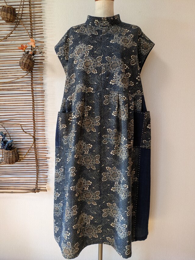 古布リメイク 型染のフレンチスリーブワンピース 刺し子 ゆったりサイズ 着物リメイク | iichi 日々の暮らしを心地よくするハンドメイドやアンティークのマーケットプレイス