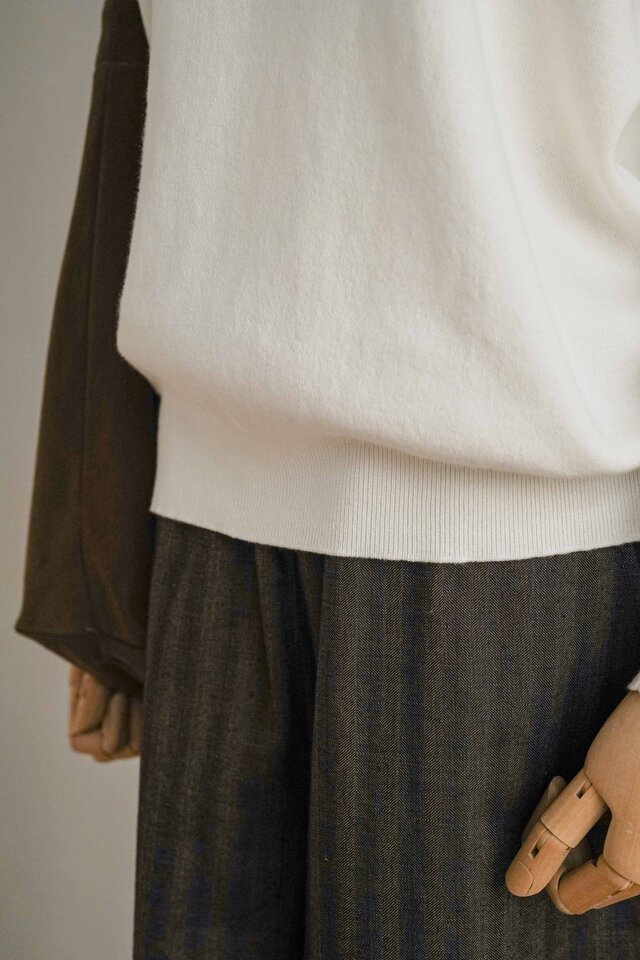 ★サンプルセール 1点のみ★2000円オフ★コットン100％プルオーバー ホワイト 240303-2（051） | iichi 日々の暮らしを心地よくするハンドメイドやアンティークのマーケットプレイス