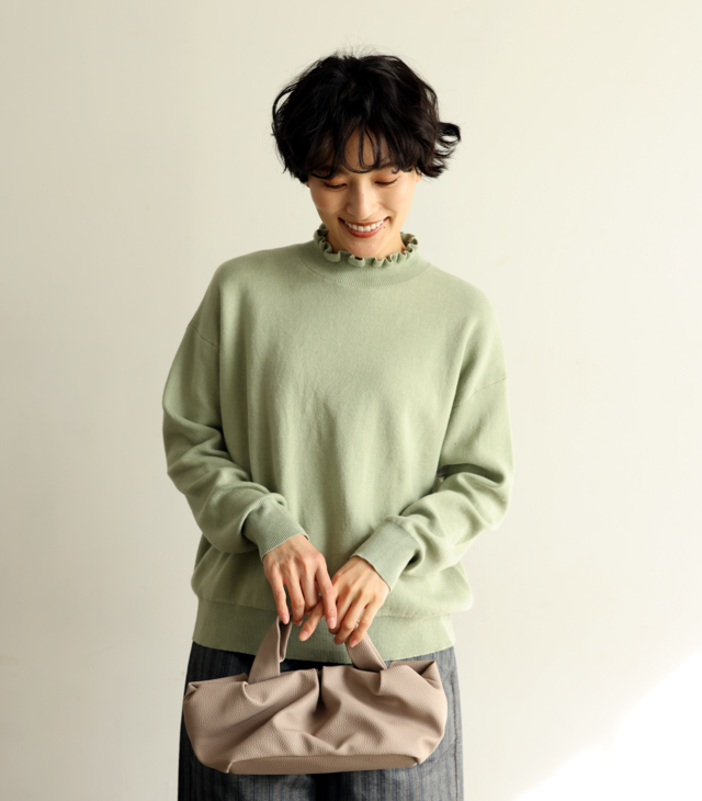 ★サンプルセール 1点のみ★2000円オフ★ニット コットン100％プルオーバー 裏葉柳 240303-1（057） | iichi 日々の暮らしを心地よくするハンドメイドやアンティークの ...