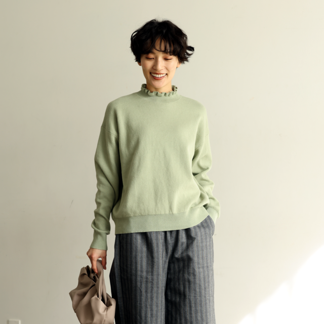 ★サンプルセール 1点のみ★2000円オフ★ニット コットン100％プルオーバー 裏葉柳 240303-1（057） | iichi 日々の暮らしを心地よくするハンドメイドやアンティークの ...