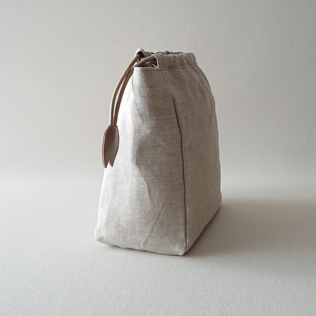 tulip leather 3way tote [ beige / small ] | iichi 日々の暮らしを心地よくするハンドメイドやアンティークのマーケットプレイス