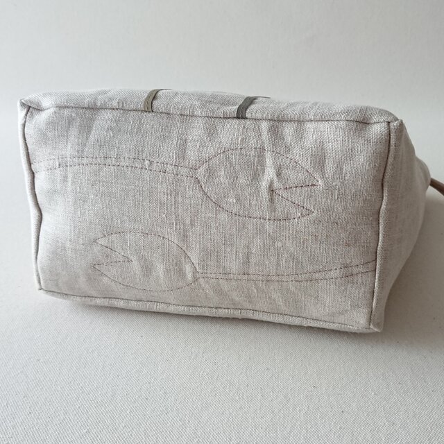 tulip leather 3way tote [ beige / small ] | iichi 日々の暮らしを心地よくするハンドメイドやアンティークのマーケットプレイス