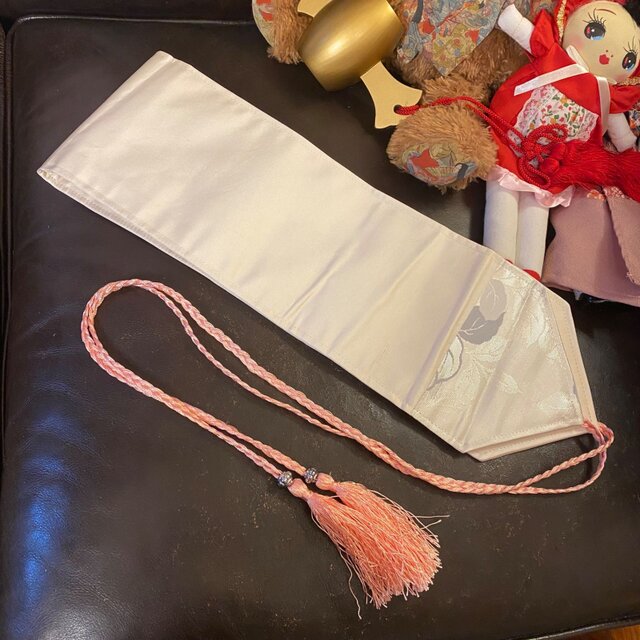 着物 リメイク ロング ワンピース ドレス 洗える 化繊 帯サッシュベルト 和洋折衷 レトロ 古着 ハンドメイド KW-885 | iichi 日々の暮らしを心地よくするハンドメイドや ...