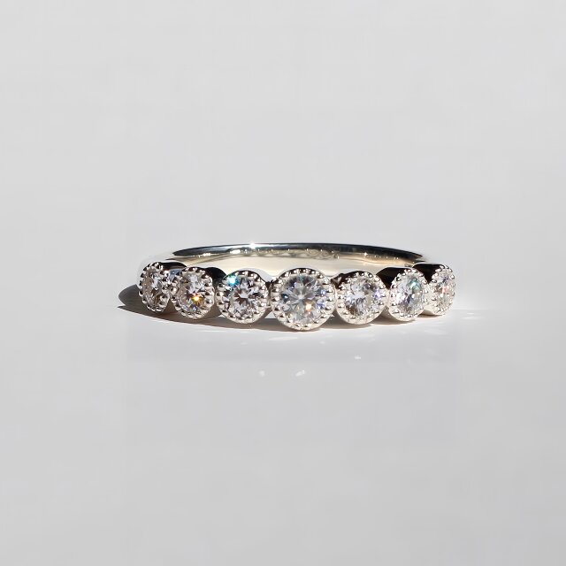 Seven Stone Milled Ring (m) / SV925 | iichi 日々の暮らしを心地よくするハンドメイドやアンティークのマーケットプレイス