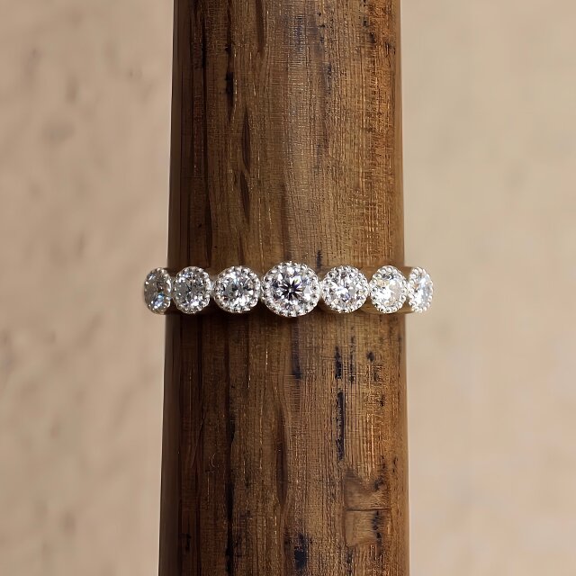 Seven Stone Milled Ring (m) / SV925 | iichi 日々の暮らしを心地よくするハンドメイドやアンティークのマーケットプレイス
