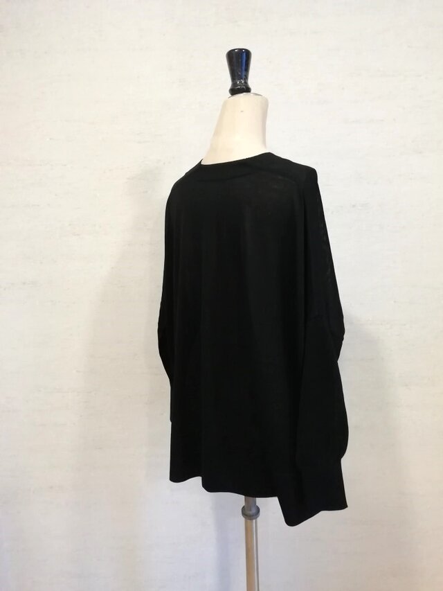 【特別提供品】オーバーブラウス風ドレッシイプルオーバー ネイビー | iichi 日々の暮らしを心地よくするハンドメイドやアンティークのマーケットプレイス