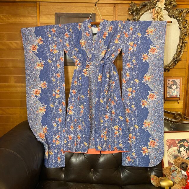 振袖 洗える 化繊 着物 袴 リメイク ワンピース ドレス 帯サッシュベルト 和洋折衷 レトロ 古着 KWH-20 | iichi 日々の暮らしを心地よくするハンドメイドやアンティークの ...