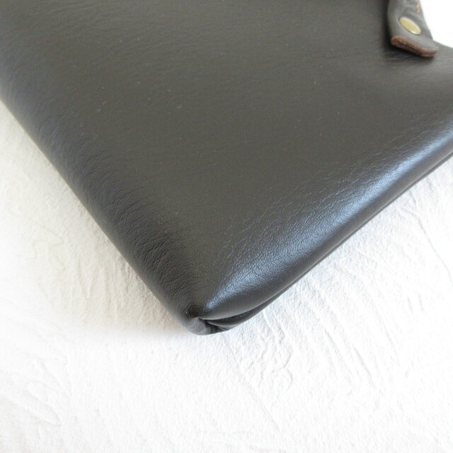 ☆大人気☆便利で可愛いミニサイズ♪《牛革》ワンレザー・バッグインバッグ・ダークブラウン・071 | iichi 日々の暮らしを心地よくするハンドメイドやアンティークのマーケットプレイス