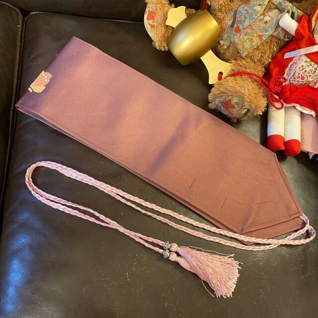 着物 リメイク ロング ワンピース ドレス 洗える 化繊 名古屋帯ベルト 和洋折衷 レトロ 古着 淡い藤色 KW-892 | iichi 日々 ...