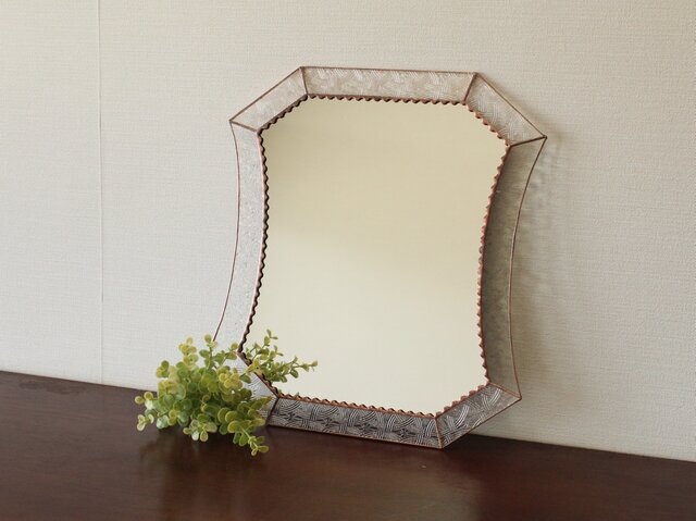 ケルティックガラスのミラー（L） | iichi 日々の暮らしを心地よくするハンドメイドやアンティークのマーケットプレイス