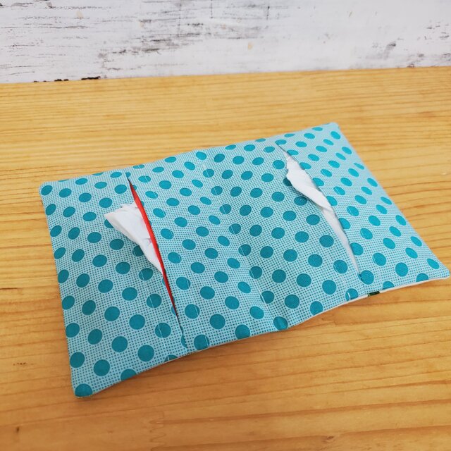 これ便利♪2個入っちゃう！ポケットティッシュケース (ネギ柄) | iichi 日々の暮らしを心地よくするハンドメイドやアンティークのマーケットプレイス