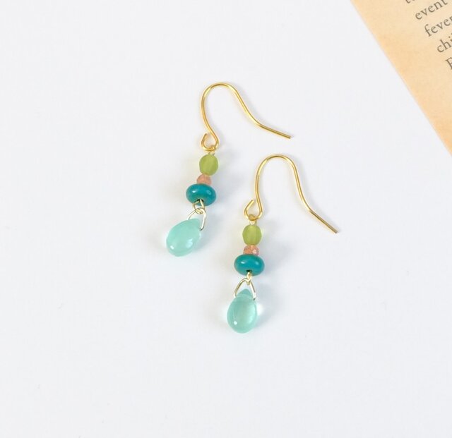 G45 明るい気持ちで サンストーンとターコイズの春風ピアス（パーツ変更可能） | iichi 日々の暮らしを心地よくするハンドメイドやアンティークのマーケットプレイス