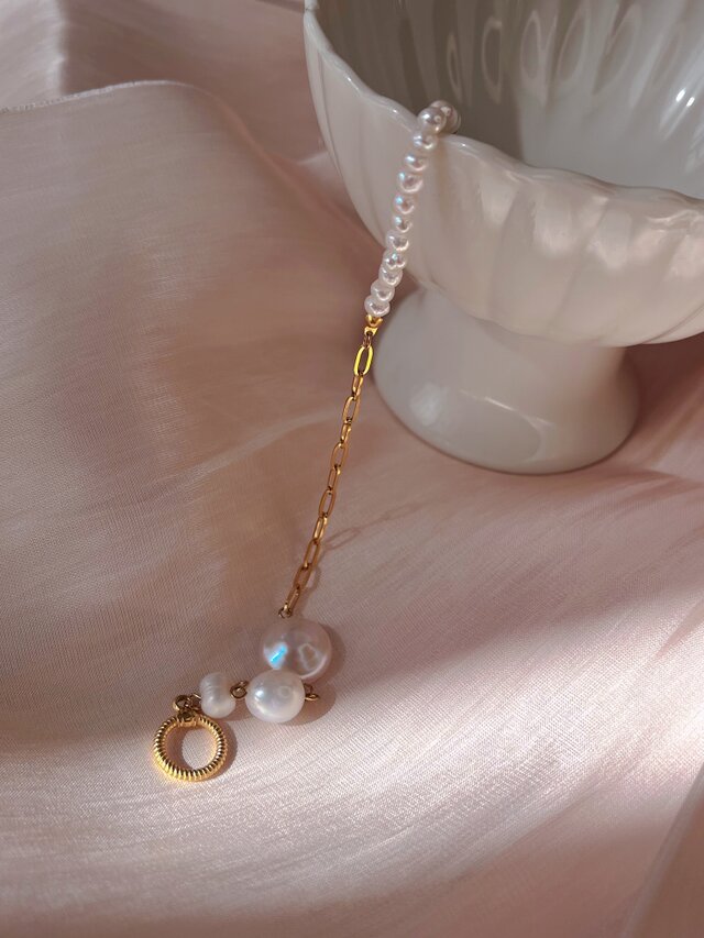 【特売】天然バロックパール × 18Kメッキ 真鍮ブレスレット | iichi 日々の暮らしを心地よくするハンドメイドやアンティークのマーケットプレイス
