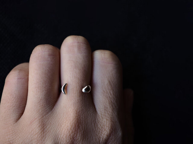 月と石 ring (silver) | iichi 日々の暮らしを心地よくするハンドメイドやアンティークのマーケットプレイス