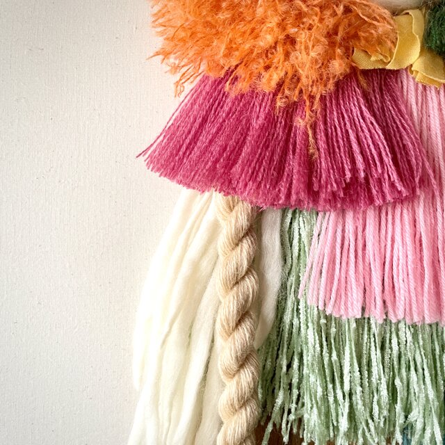 【一点もの】流木 ウィービングタペストリー『primitive, i'.』 | iichi 日々の暮らしを心地よくするハンドメイドやアンティークのマーケットプレイス