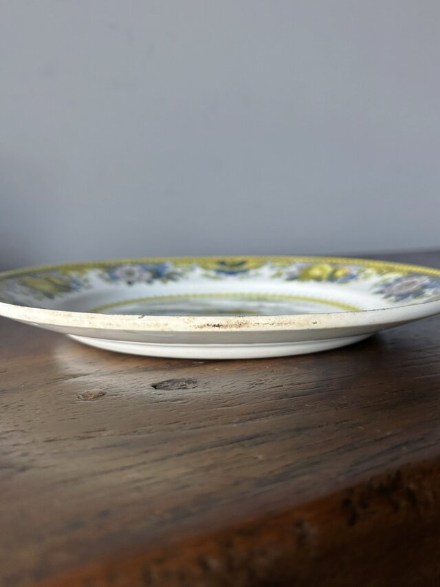 ショワジールロワ 彩色 グリザイユ 平皿 なぞなぞ φ20.8cm ショワジールロワ フランス アンティーク a 0502003 | iichi 日々の暮らしを心地よくするハンドメイドや ...