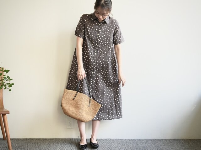 前あき半袖Aワンピース・ ドットグレー No.340 | iichi 日々の暮らしを心地よくするハンドメイドやアンティークのマーケットプレイス