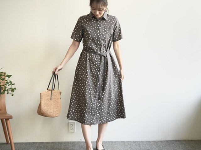 前あき半袖Aワンピース・ ドットグレー No.340 | iichi 日々の暮らしを心地よくするハンドメイドやアンティークのマーケットプレイス