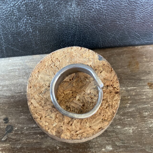 ハンドメイドリングno.22 | iichi 日々の暮らしを心地よくするハンドメイドやアンティークのマーケットプレイス