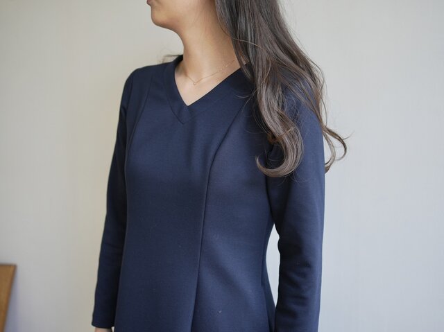 プリンセスラインのカットソーワンピ・ネイビー (SML長短) No.337 | iichi 日々の暮らしを心地よくするハンドメイドやアンティークのマーケットプレイス