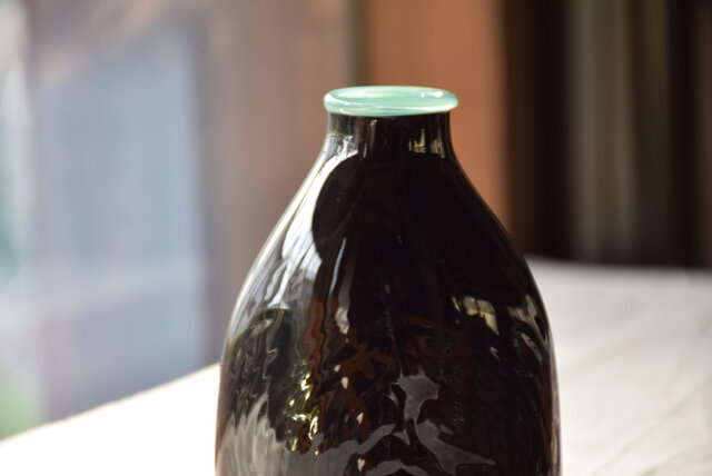 konoha花瓶すぼみくち～黒×ミント～ | iichi 日々の暮らしを心地よくするハンドメイドやアンティークのマーケットプレイス