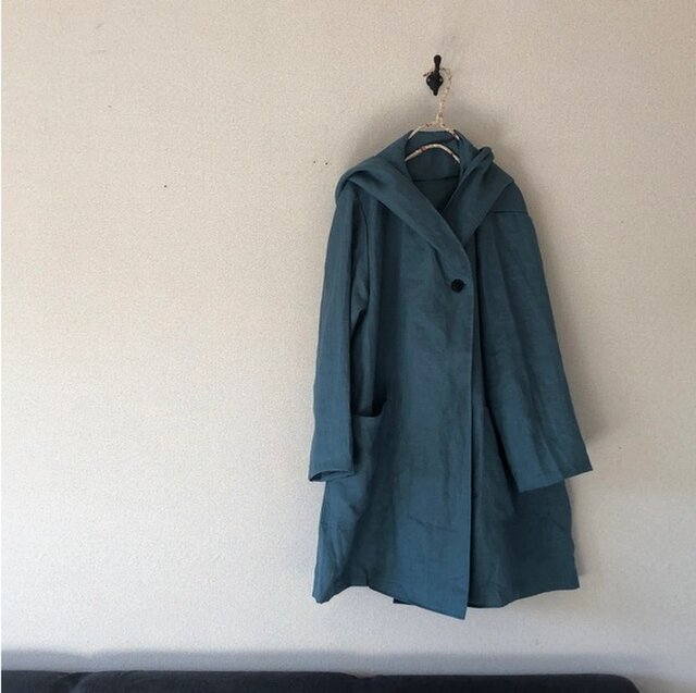 ダブルボタンフーテッドコート 春 リネン100％ | iichi 日々の暮らしを心地よくするハンドメイドやアンティークのマーケットプレイス