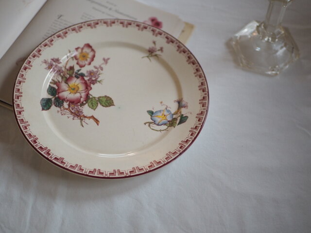 Sarreguemines antique plate rose | iichi 日々の暮らしを心地よくするハンドメイドやアンティークのマーケットプレイス