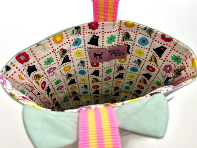 ♡絵本バック＆上履き入れセット♡ | iichi 日々の暮らしを心地よくするハンドメイドやアンティークのマーケットプレイス