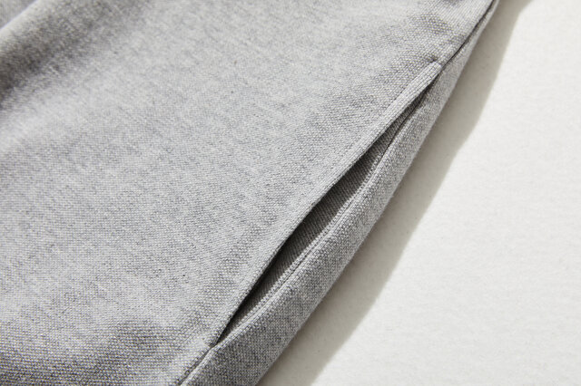 春と夏にぴったり！ ラフで動きやすいポロカラーワンピース コットン100％ ライトグレー 250303-1 | iichi 日々の暮らしを心地よくするハンドメイドやアンティークのマーケットプレイス