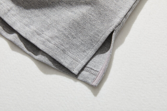 春と夏にぴったり！ ラフで動きやすいポロカラーワンピース コットン100％ ライトグレー 250303-1 | iichi 日々の暮らしを心地よくするハンドメイドやアンティークのマーケットプレイス