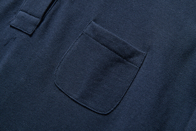 春と夏にぴったり！ ラフで動きやすいポロカラーワンピース 紺色 250303-3 | iichi 日々の暮らしを心地よくするハンドメイドやアンティークのマーケットプレイス