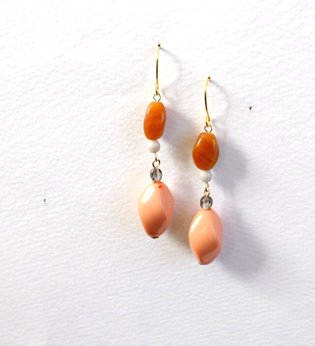 G47 フレンチ・ガーリーのピアス（パーツ変更可能） | iichi 日々の暮らしを心地よくするハンドメイドやアンティークのマーケットプレイス