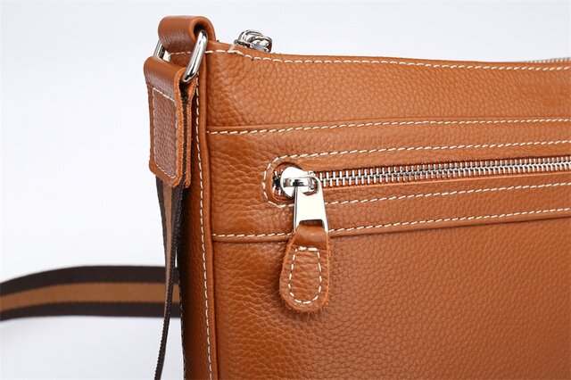 新品 ハンドメイド ショルダーバッグ 斜めがけ 軽量 經典 上質 本革 茶色 D14 | iichi 日々の暮らしを心地よくするハンドメイドやアンティークのマーケットプレイス